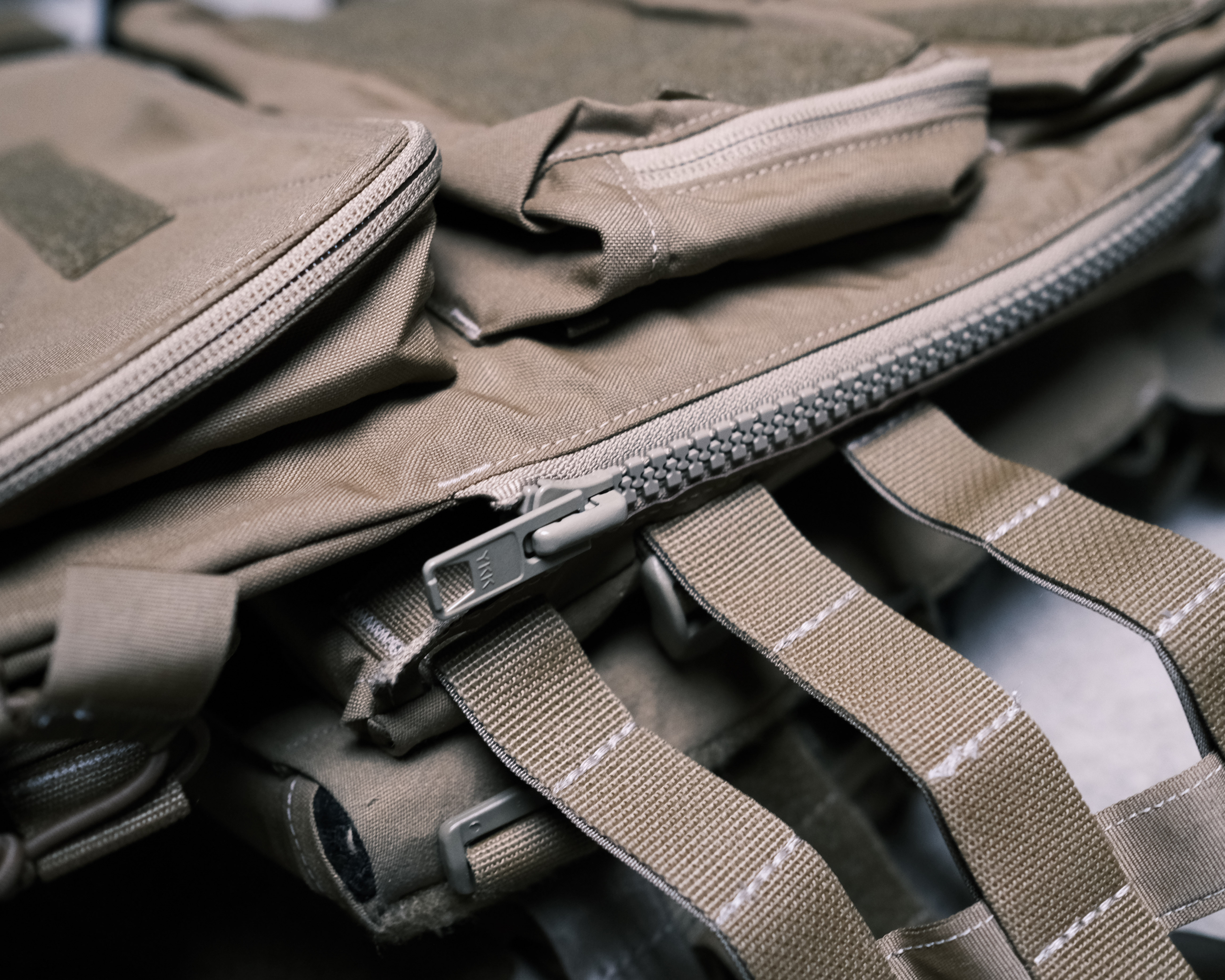 Crye Zip on back panel 2.0